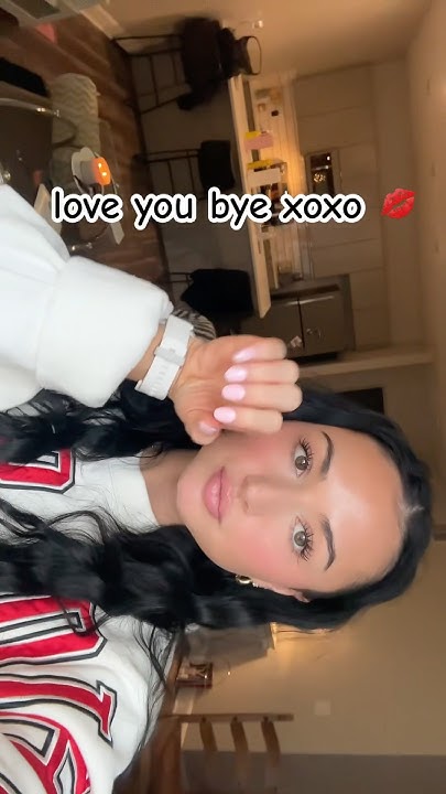 GRWM while I talk about feeling insecure today #chitchatgrwm #grwm #nailday #grwmshorts # ...