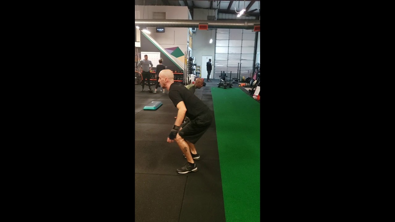 180 Squat jump w/Stabilization - YouTube