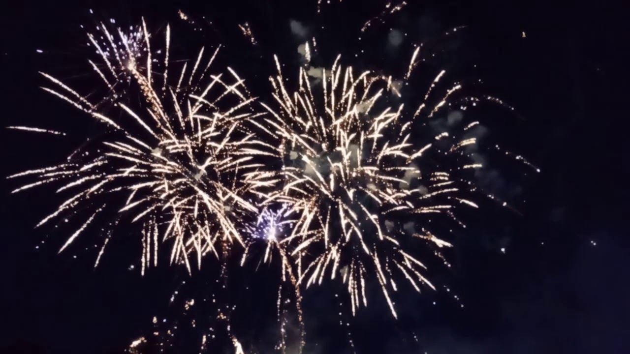Gloucester Fair 2018 Fireworks Display (4/8/18) - YouTube