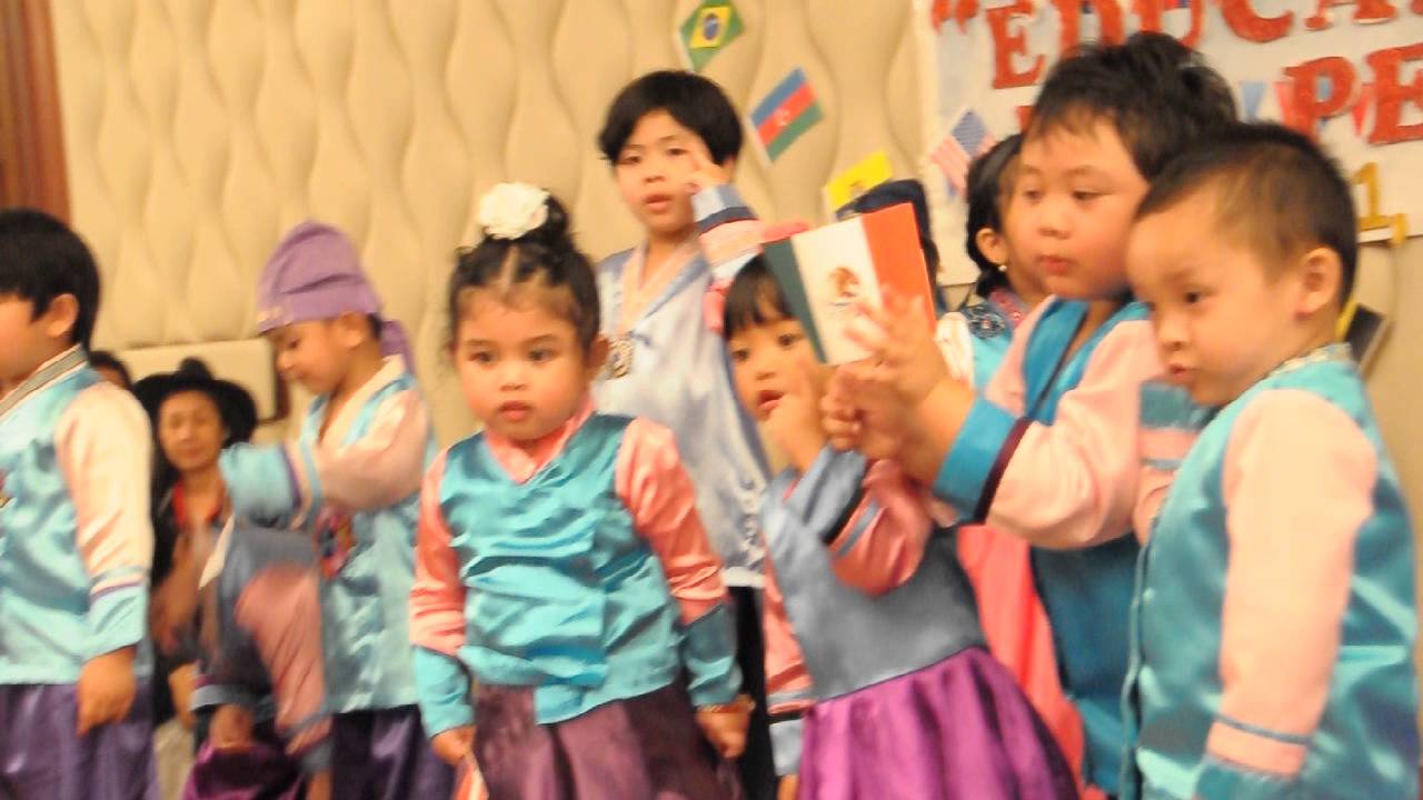 Janina dance "Reach for the Star " - YAM UN 2013 - YouTube