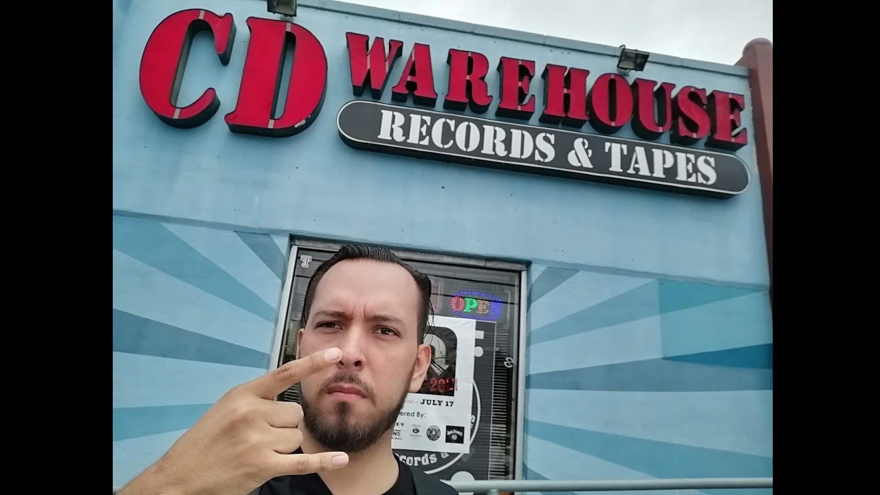 CD Warehouse - Arlington, Texas, Estados Unidos, Visita + Chris Bonner ...