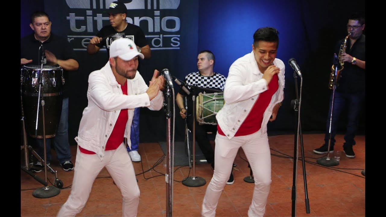 TMT The Mambo Team: Lo mejor del merengue en Titanio Records - YouTube