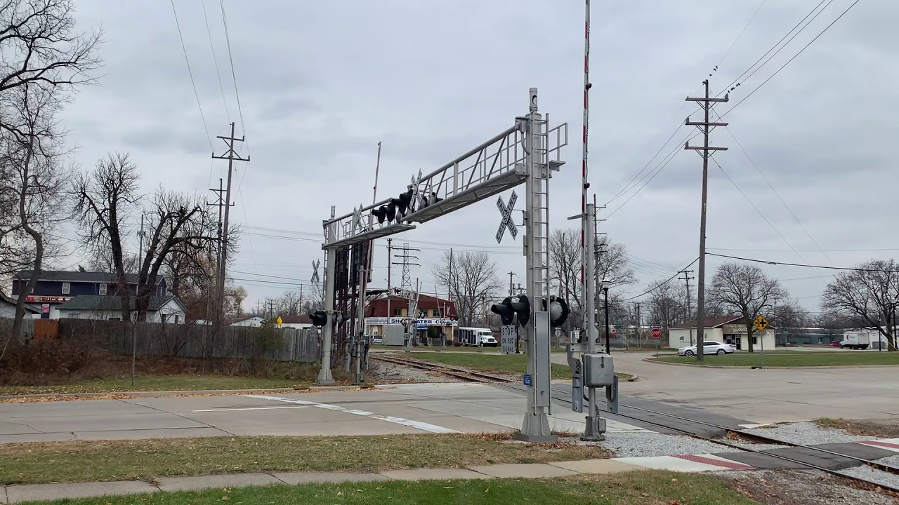 LSRC Y118~1174 exiting genesee yard and heading to interchange with ...