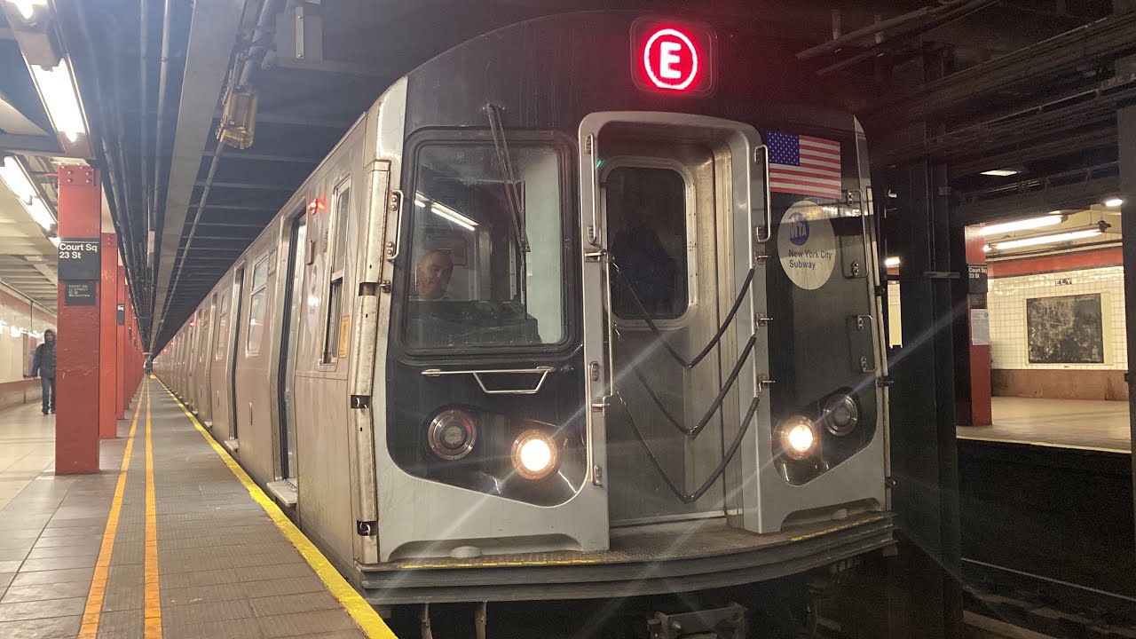 MTA New York City Transit: On Board a Manhattan Bound (E) Train from ...