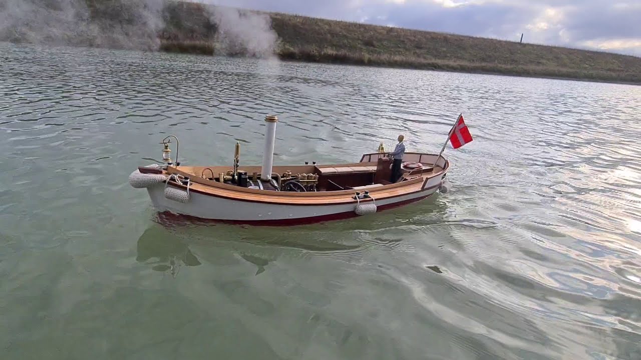 rc steam boat Borkum 1 test - YouTube