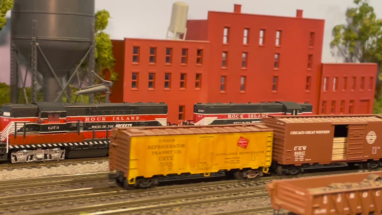 Corn Country Rails: 2021 End of Year Layout Review - YouTube