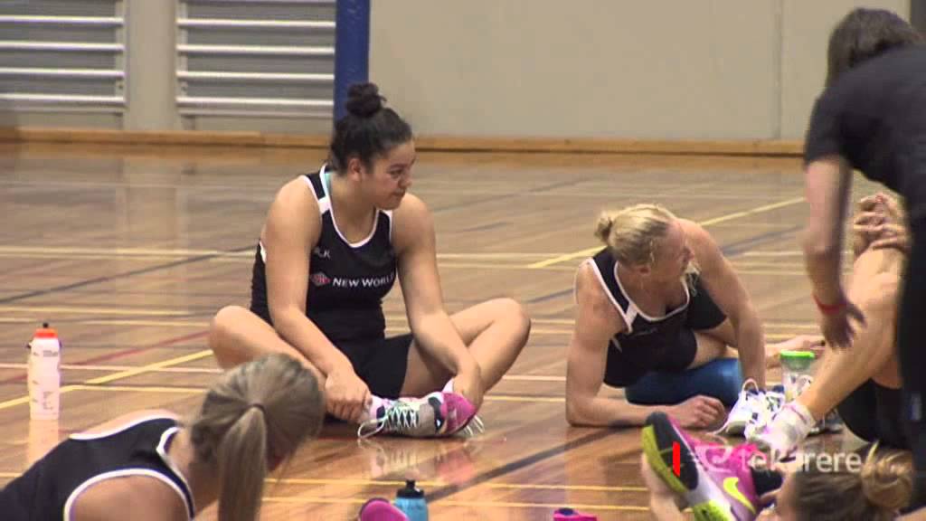 School-leaver Maia Wilson trials for Silver Ferns - YouTube