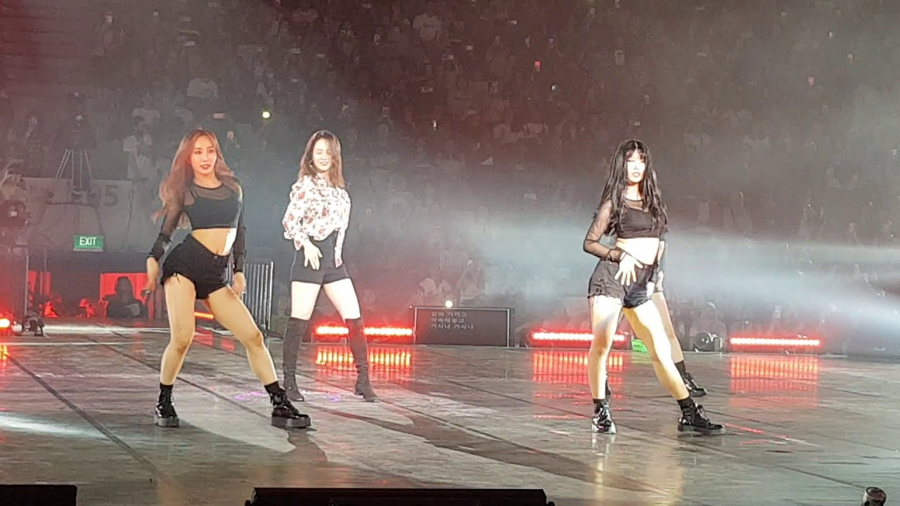 RUNNING MAN SONG JI HYO PERFORMANCE (ISTORA SENAYAN JAKARTA CONCERT ...