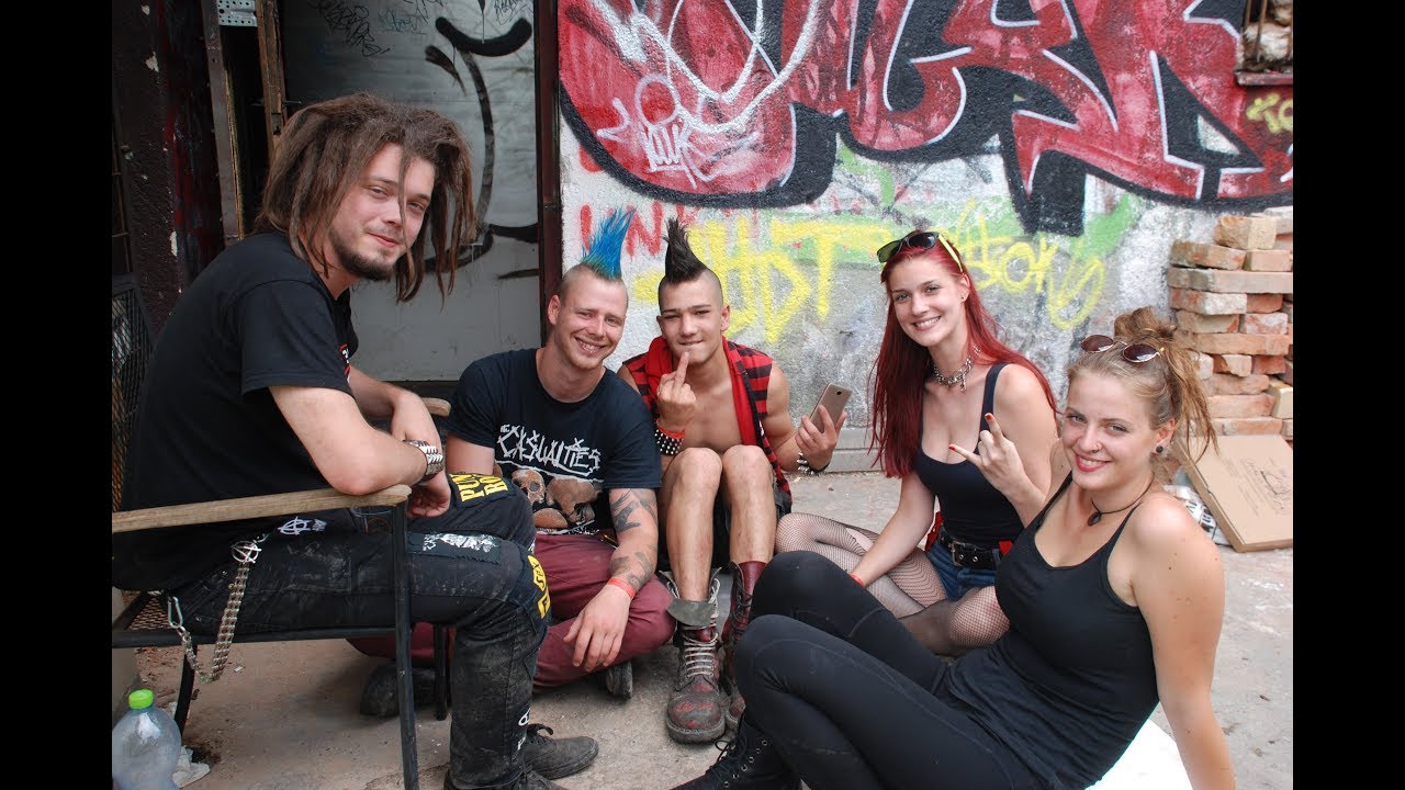 RESISTANCE 77 - Urpin Fest 2017 - True Punk & Oi! - YouTube