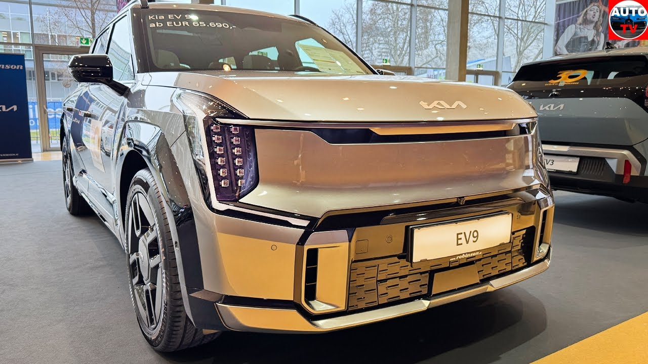 2025 Kia EV9 FIRST LOOK: The Electric Family SUV That Gets It Right ...