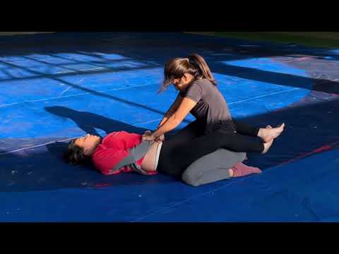 Preeti vs riya submission wrestling challenge 😁😁