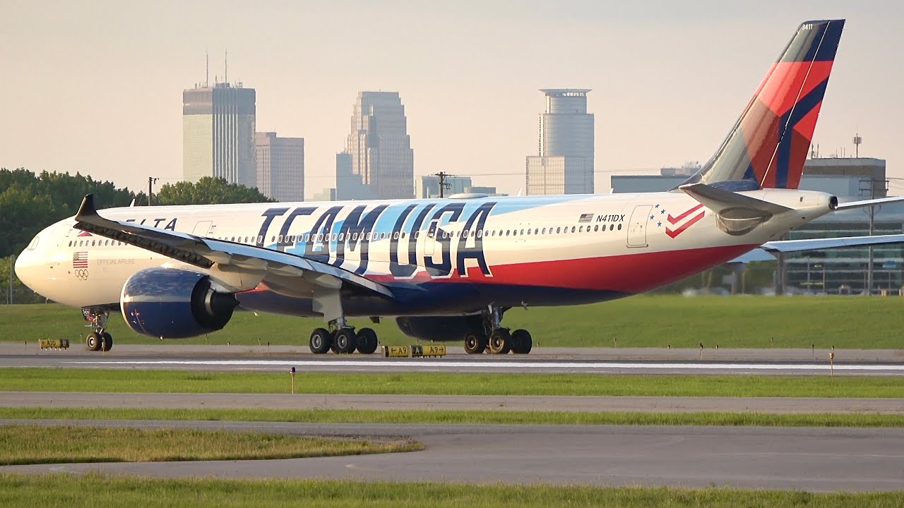 Delta TEAM USA A330neo Pristene Sunset Takeoff | MSP - YouTube