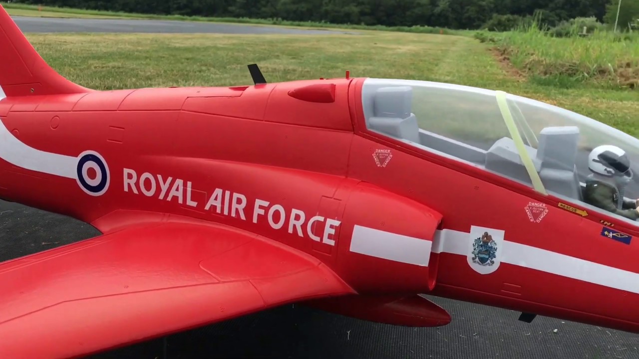 Freewing BAe Hawk Maiden Flight - YouTube