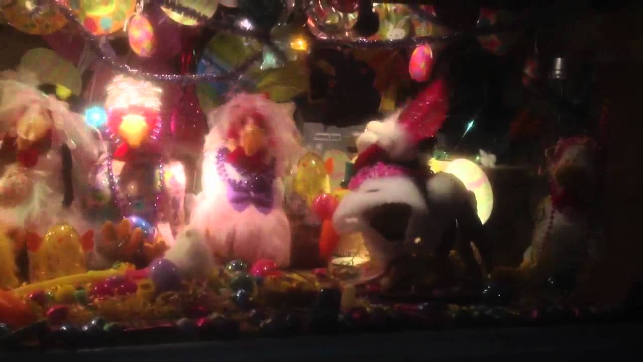 Guam Egg Farm automated dispenser and puppet show - YouTube