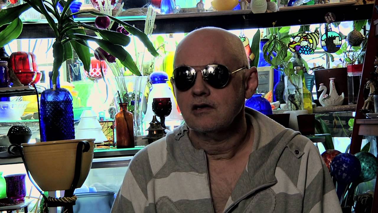 In Search of Avery Willard - trailer - YouTube