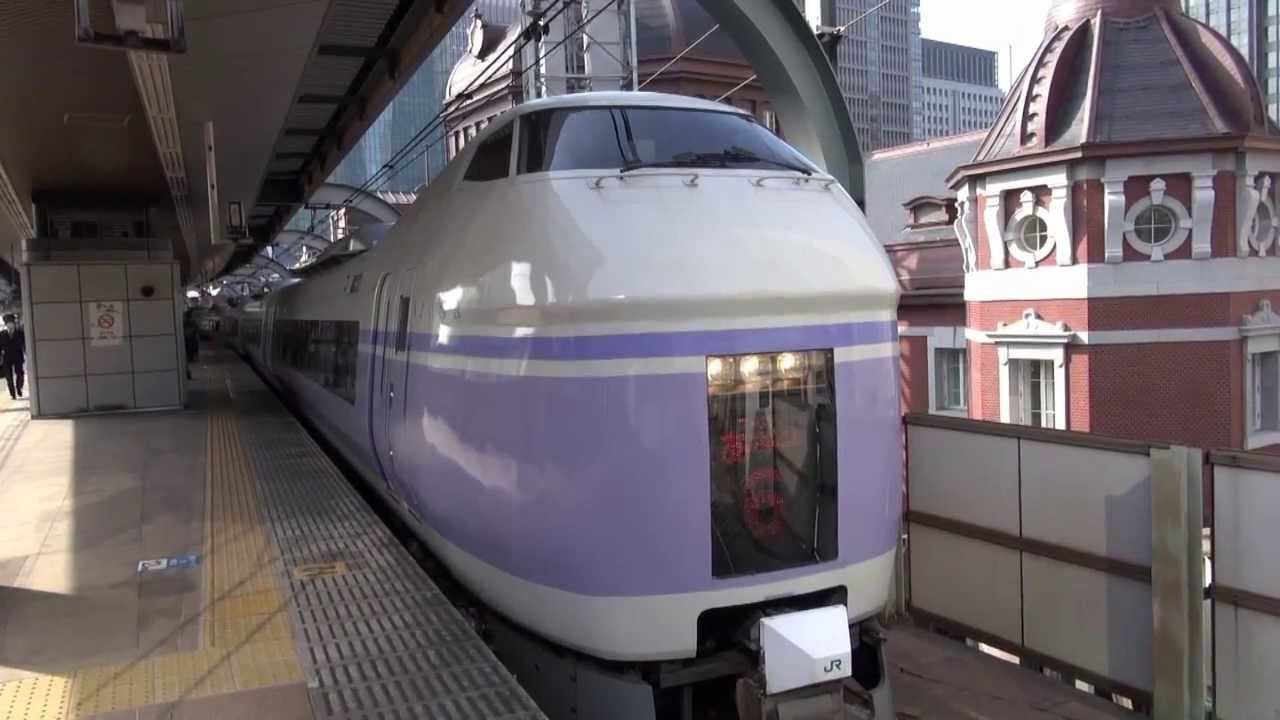 東京駅1番線 E351系 特急スーパーあずさ6号 回送 - YouTube