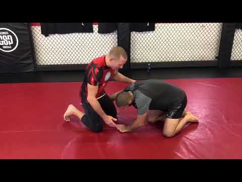 BJJ technique with GSP - Finishing the triangle when opponent locks his ...
