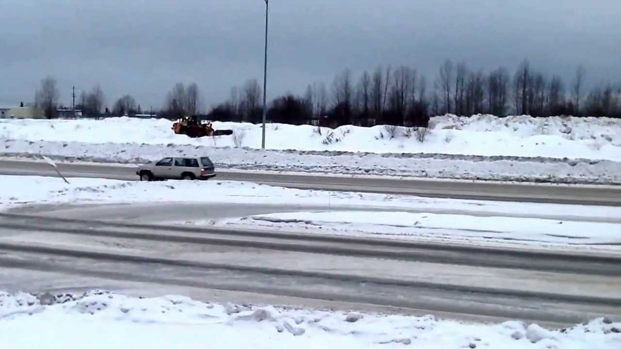 Big Rig Hauling Snow , A Few Run During the Day , At Night Their Out In ...