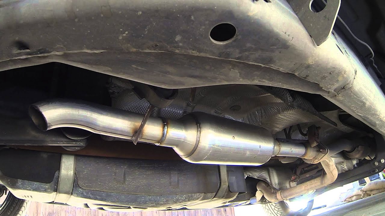 DynoMax Bullet exhaust - YouTube