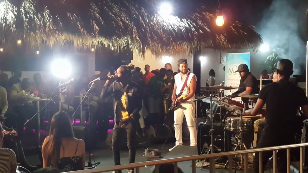 Alexx A Game Performing at 100 Live (100 Hope Road) - YouTube