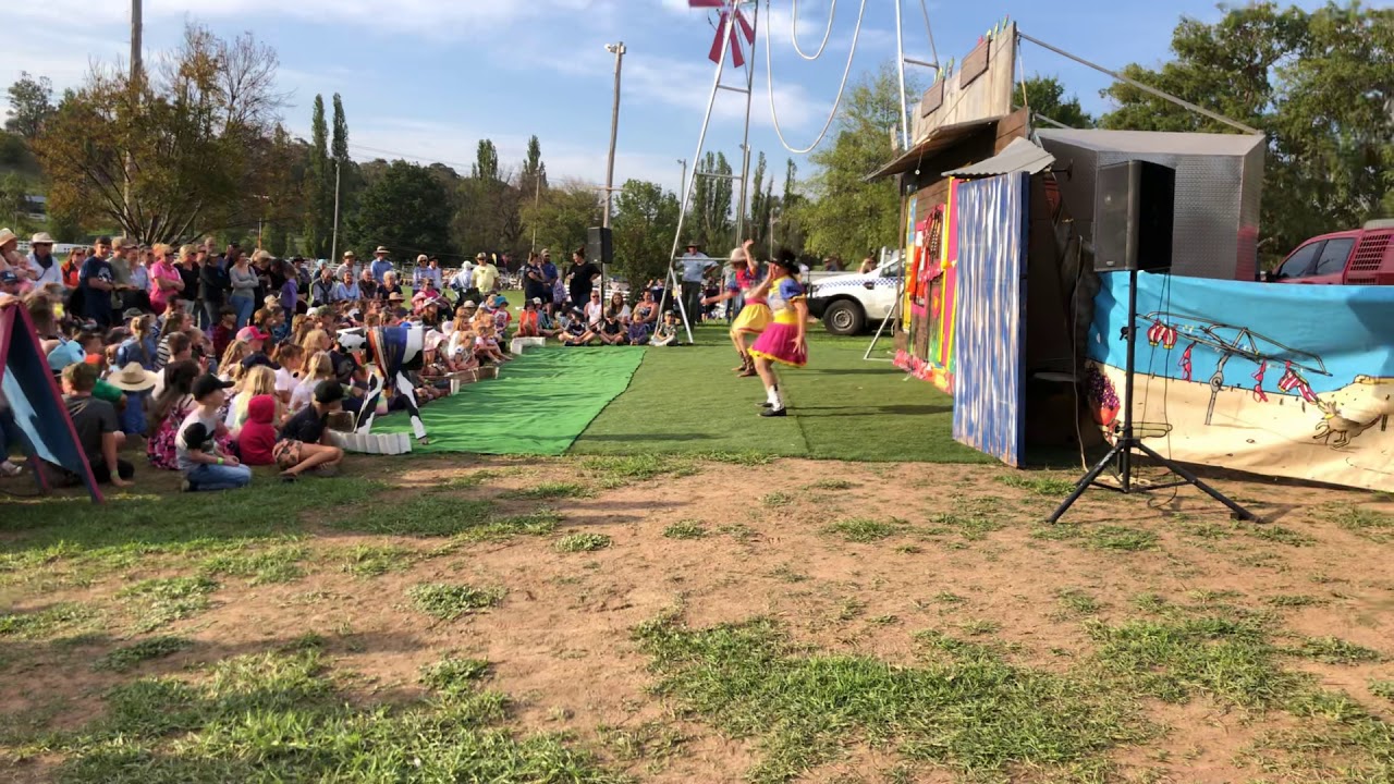 Rylstone show - YouTube