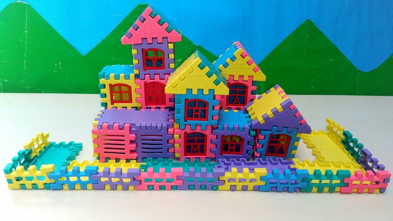 Membangun Rumah Lego Warna - Warni | Komandan Toys - YouTube