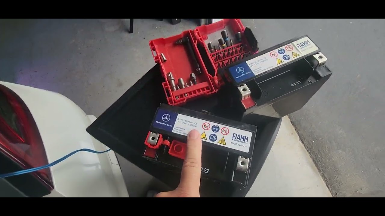 2012 Mercedes-Benz CLS63 AMG Auxiliary Battery Replacement - YouTube