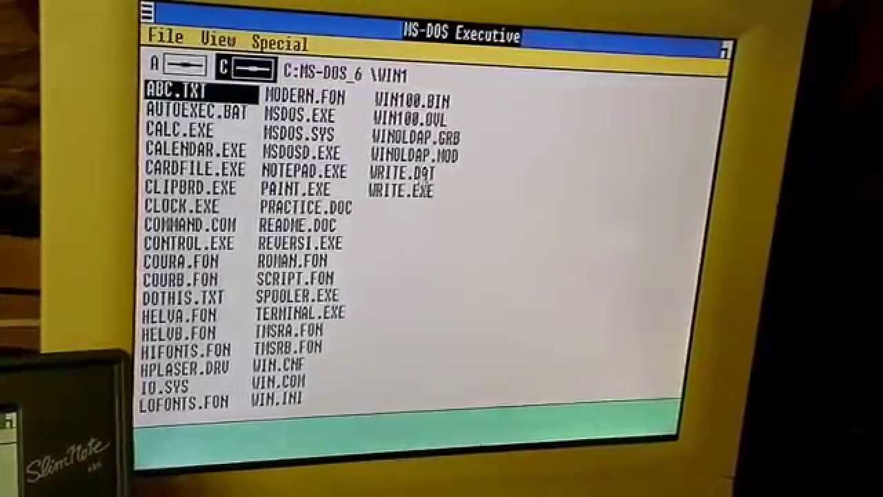 Old Twinhead Slimnote Laptop 486 SX 25 MHz running Windows 1 and 3.11 ...