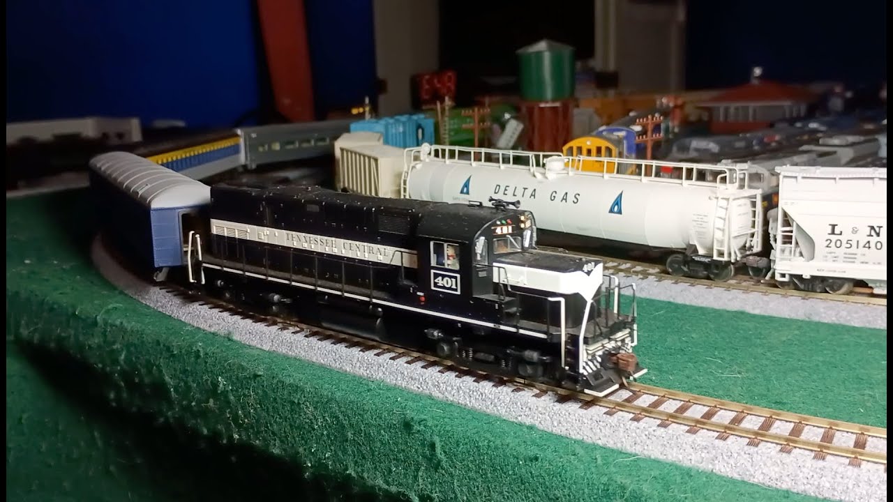 Ho scale Tennessee Central C420 & more - YouTube
