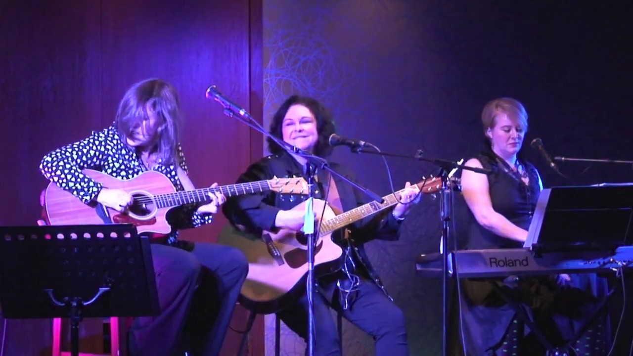 Marlee Walchuk - Sugarbeach Original Acoustic Medley - YouTube