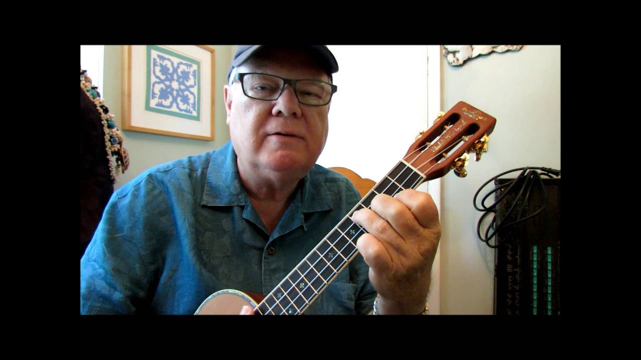 UKE REFRESHER #1 - Eminor Chord - Taught by Ukulele Mike Lynch - YouTube