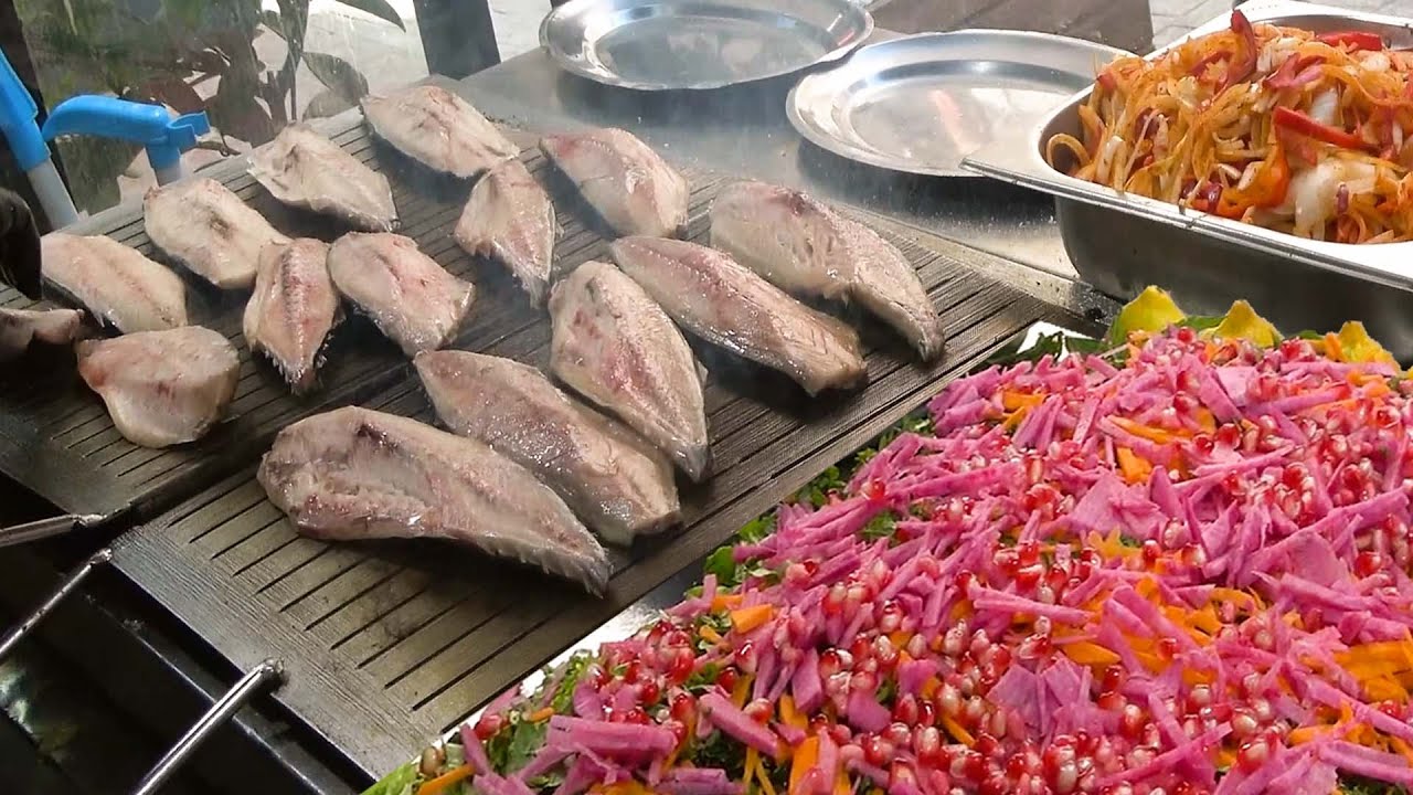Amazing Fish Sandwich with Mackerel - Turkish Street Food - YouTube