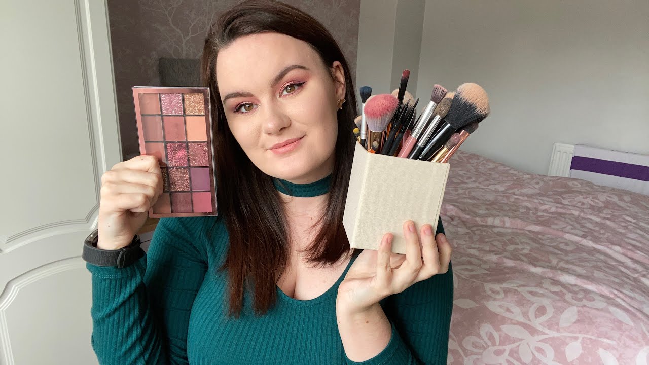 Doing your Makeup ASMR 🌟 (Whispering, Face Brushing, Lid Sounds) - YouTube