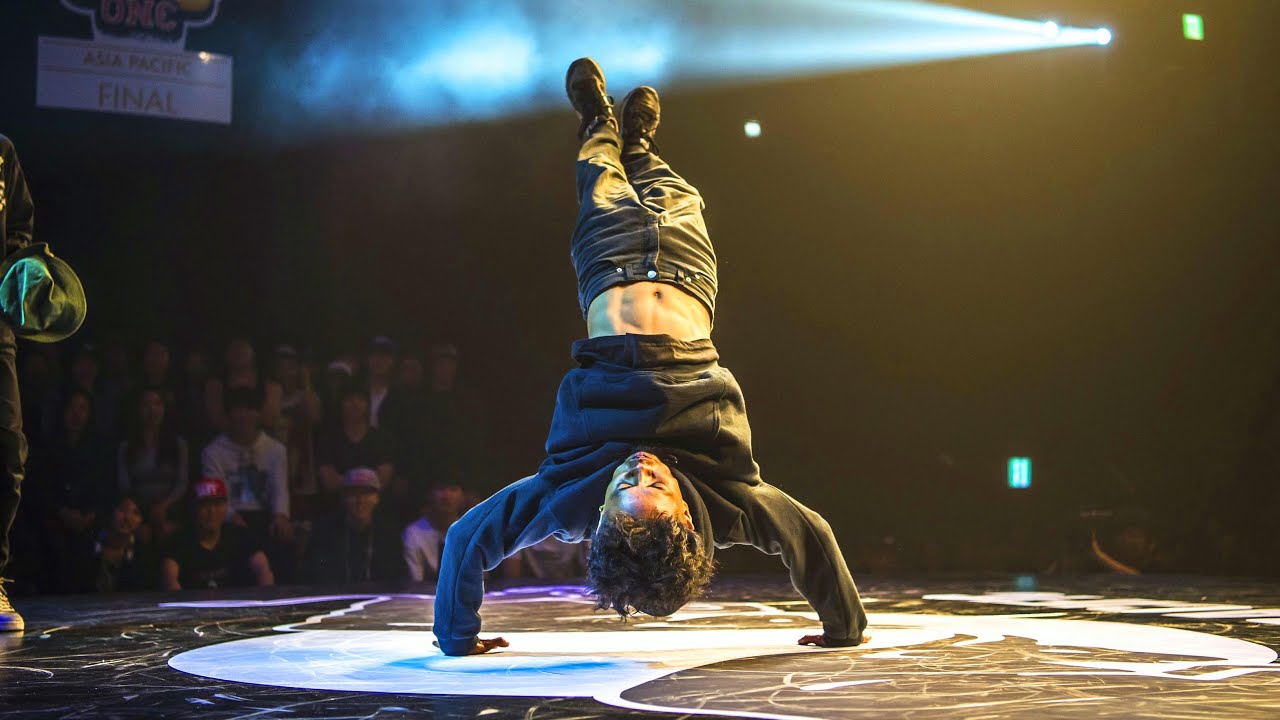 Bboy Haslah vs Bboy Leon- Red Bull BC One Asian Pacific Final 2015 ...