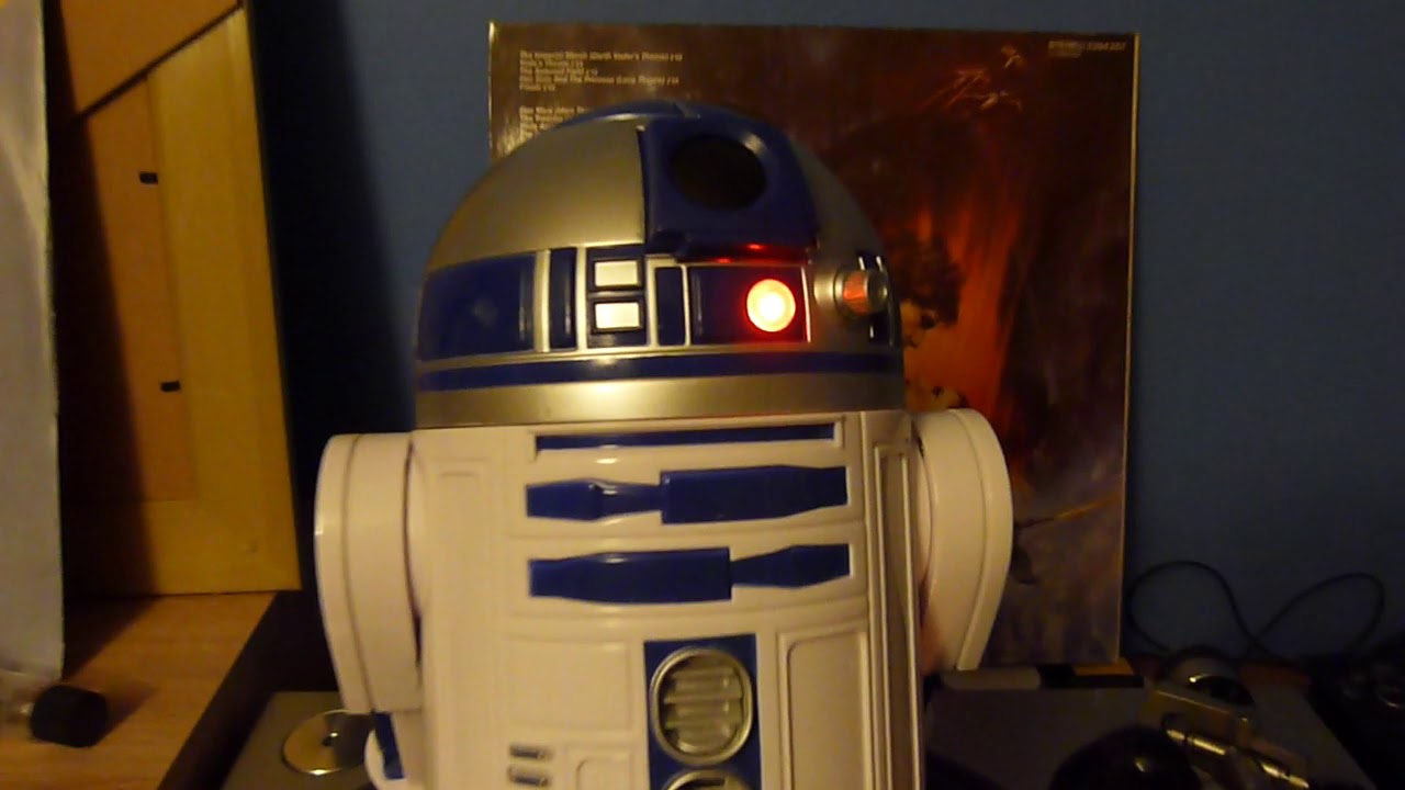 Star Wars Main theme with some R2 D2 sound effects - YouTube
