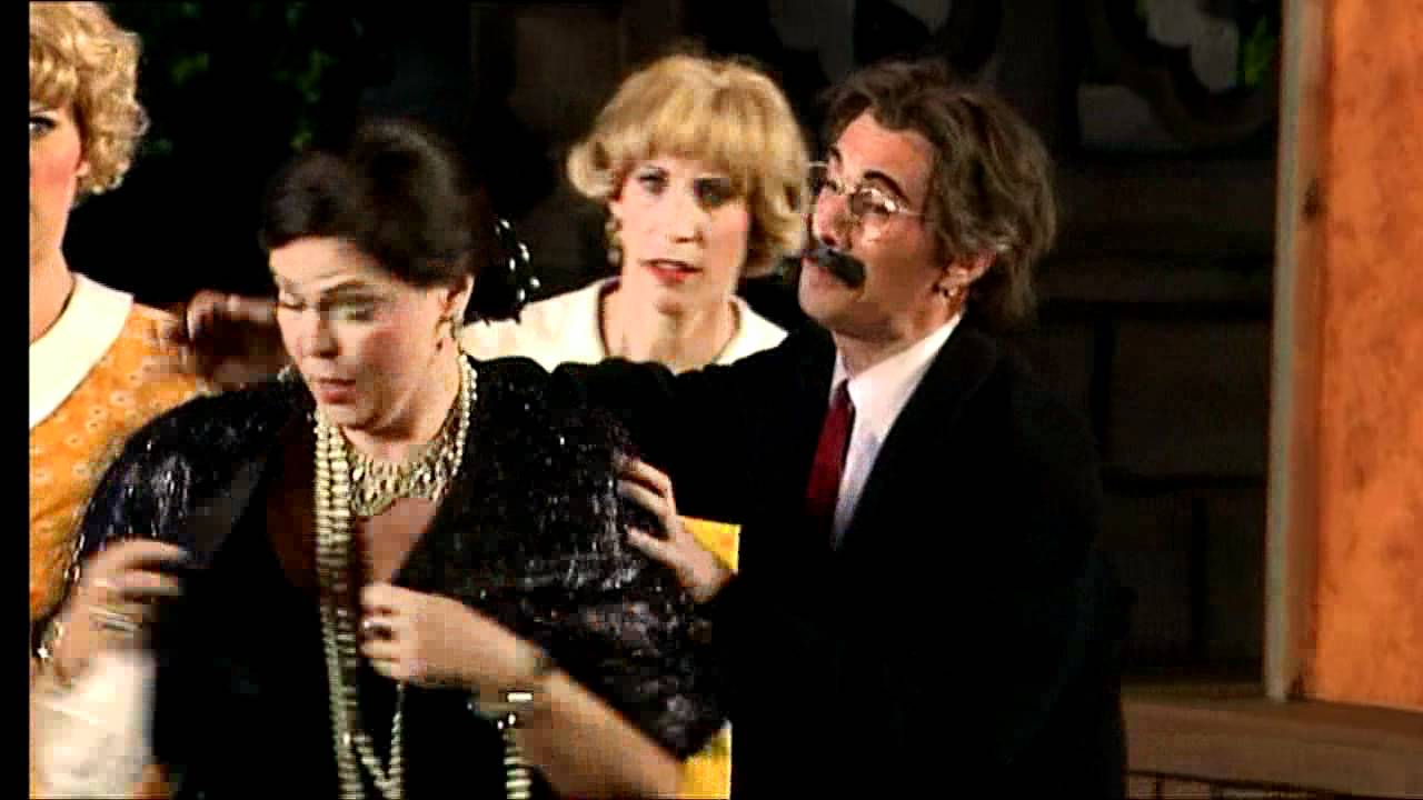 Lydia The Tattooed Lady in Swedish! Groucho Marx- Den Stora Premiären ...