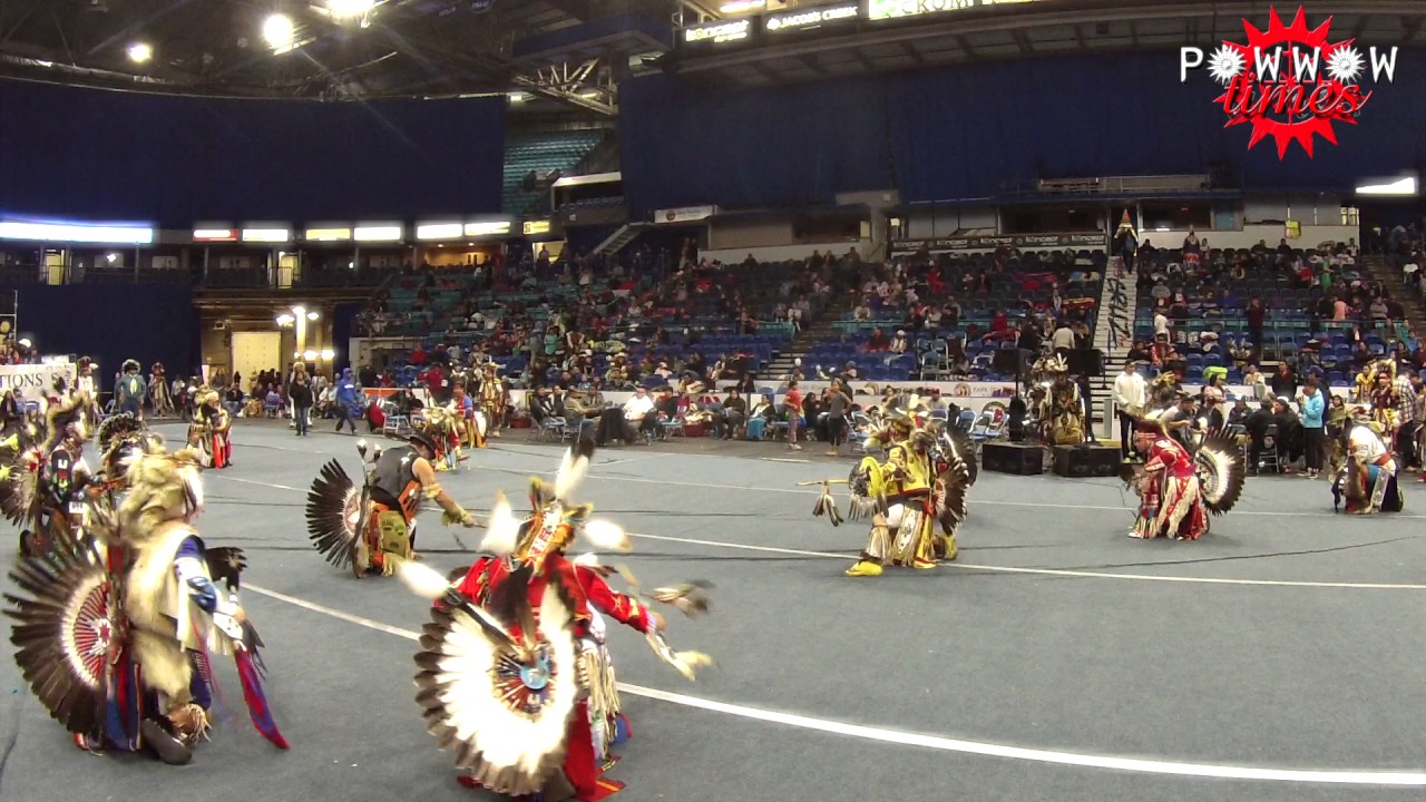 Sr. Men's Traditional @ Saskatoon FSIN Powwow 2016 - YouTube