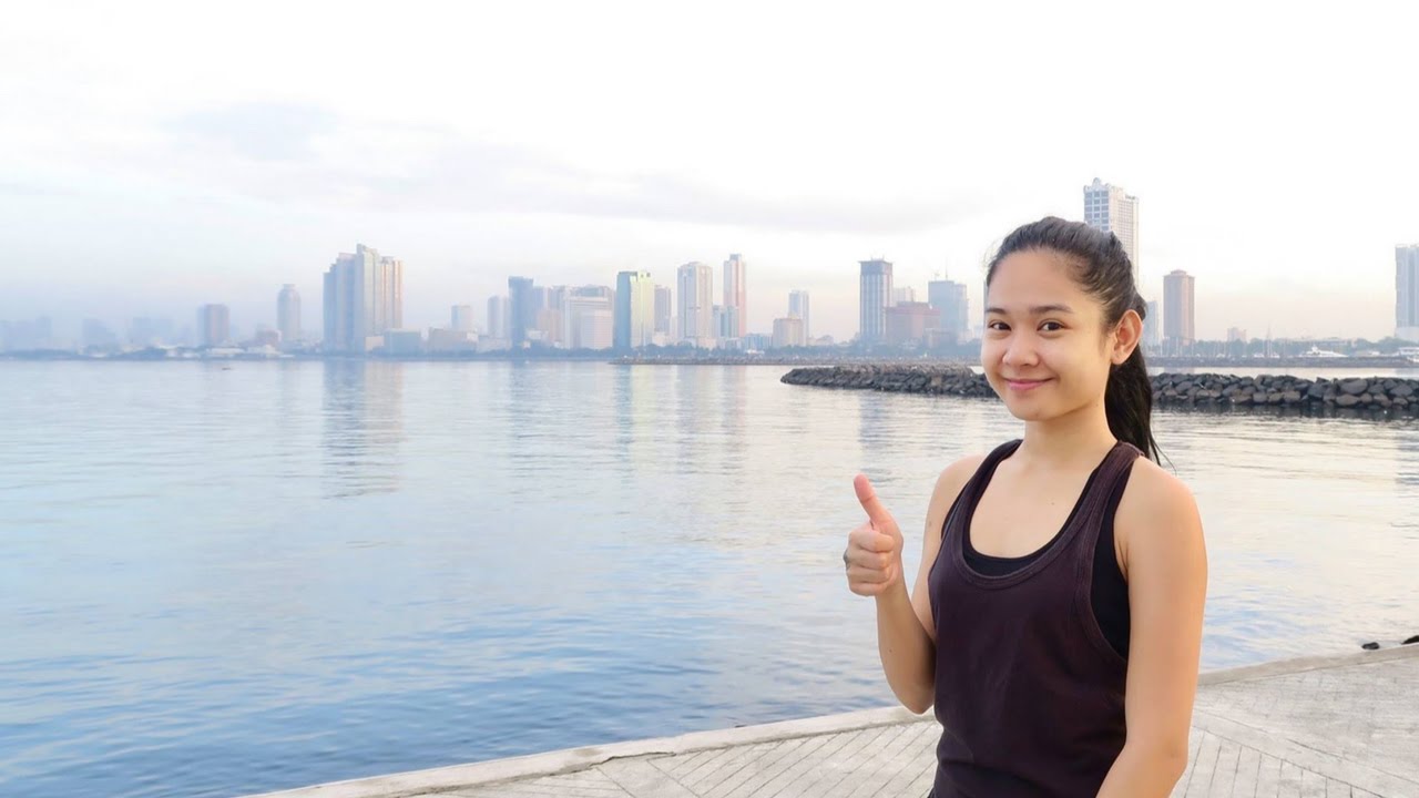 Running in Manila Bay, Philippines - YouTube