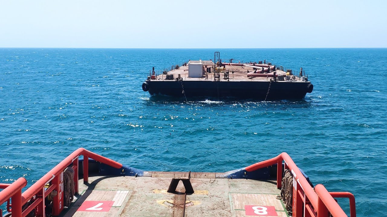 Perjalanan ke South Pars Gas Field Towing Barge Allianz CB 300 ...