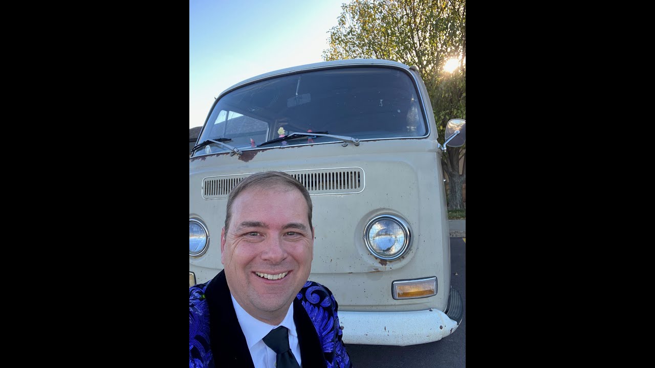 Riding with Jonathan Bus Walk Around - YouTube