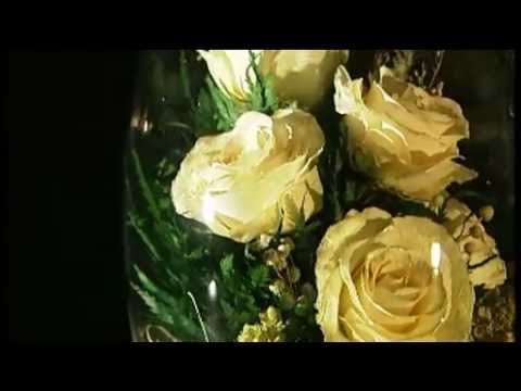 Real Flower Arrangement in a Glass Vase - YouTube