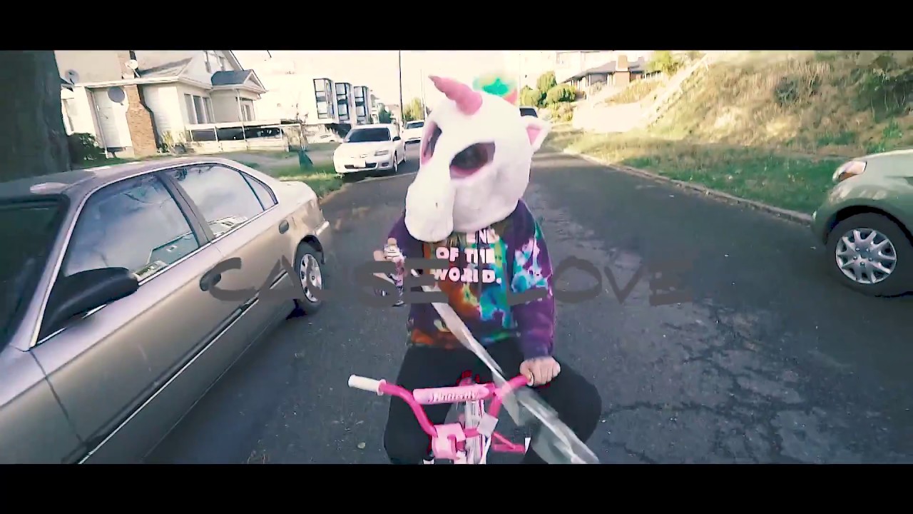 Tye Moons - Hair In The Afternoon (OFFICIAL LYRIC VIDEO) - YouTube