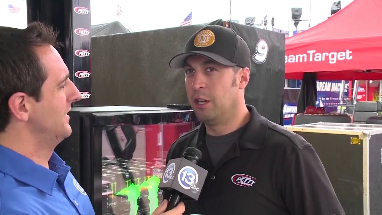 Steve Slivka Catches Up with Ohio's Own Sam Hornish Jr. at MIS - YouTube