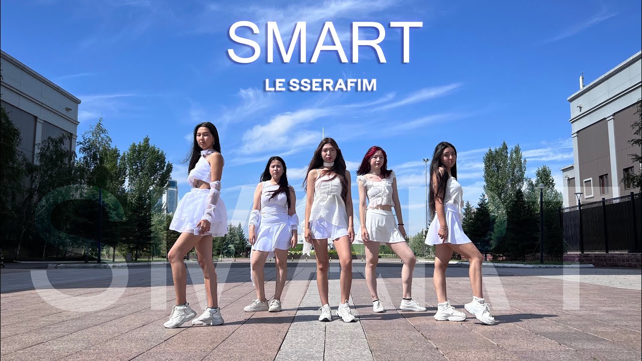 | LE SSERAFIM - SMART | K-POP IN PUBLIC - YouTube