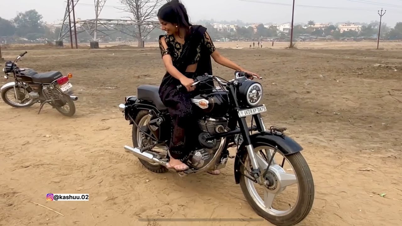 Bullet Patakhe and Hard reviving In Saree 🔥🔥#bullet #bulletgirl - YouTube