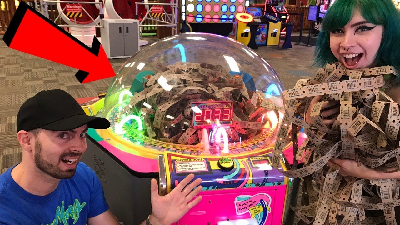 WE WON SO MANY TICKETS ON THESE MACHINES with ARCADEJACKPOTPRO - YouTube