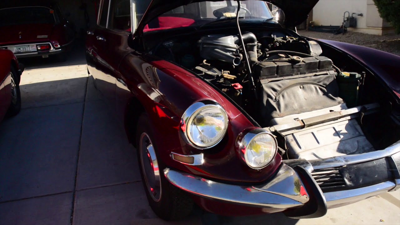 Citroen DS 19 quick engine run - YouTube