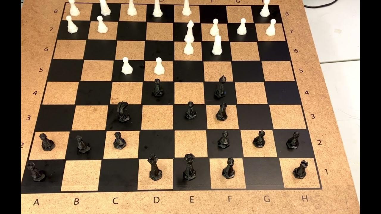 Automatic Chess Board - YouTube