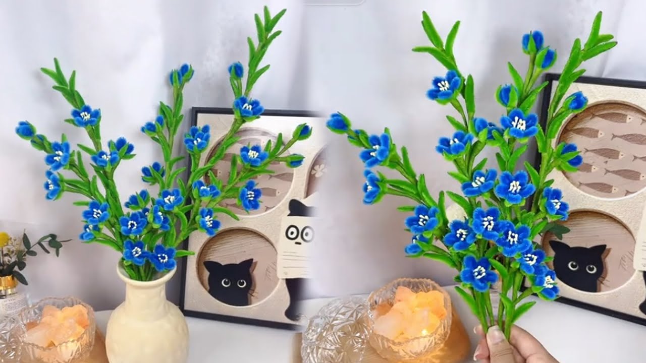 DIY Gorgeous Flowers with Just Pipe Cleaners! DIY Pipe cleaner Flower ...