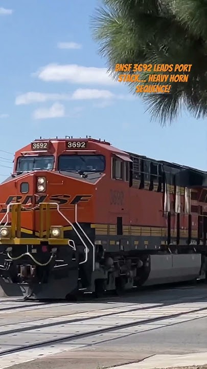 HEAVY HORN SEQUENCE! BNSF 3692 leads a port stack through Los Nietos - YouTube